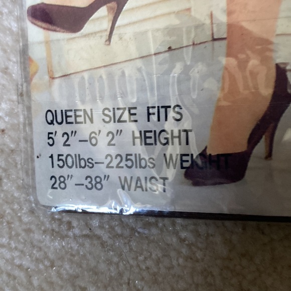 Golden Legs | Accessories | Nwt Four Pairs Golden Legs Queen Size ...